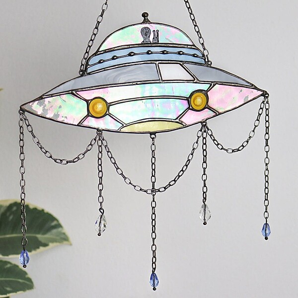 Glass Art Room Stained Glass UFO Dreamcatcher $57 - Firstfinds